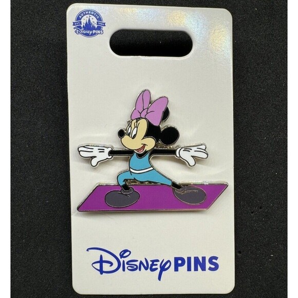 Disney | Art | Disneyland Disney Parks Minnie Mouse Yoga Mat 224 Open ...